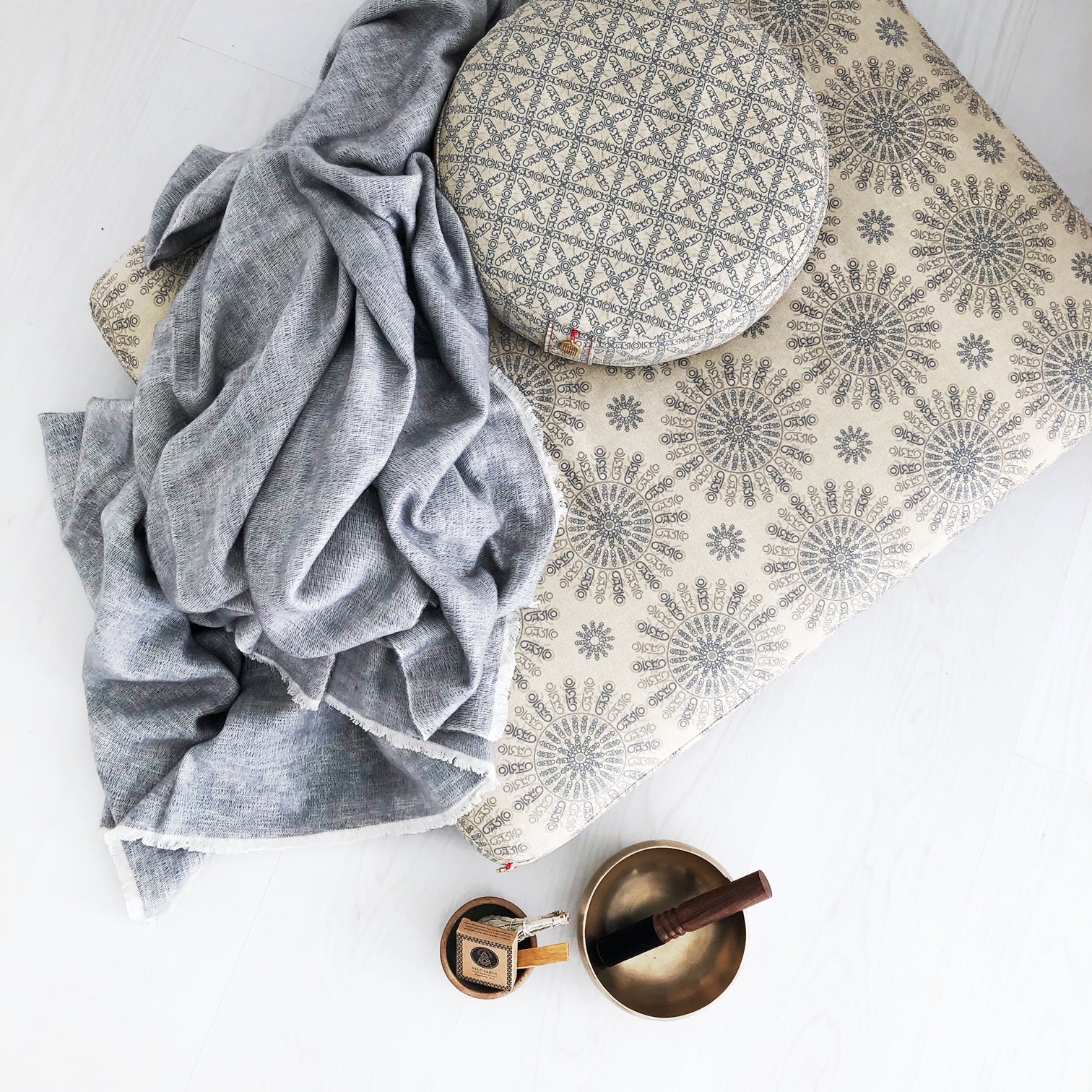 HUM Yoga and Meditation Essentials